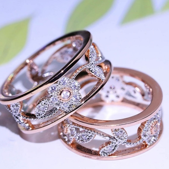 Jewelry | Rose Gold Flower Leaf Rhinestone Ring | Poshmark